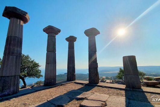 Seyahat acenteleri Homeros İlyada Seyahat Acentesi, Ayvacık, foto
