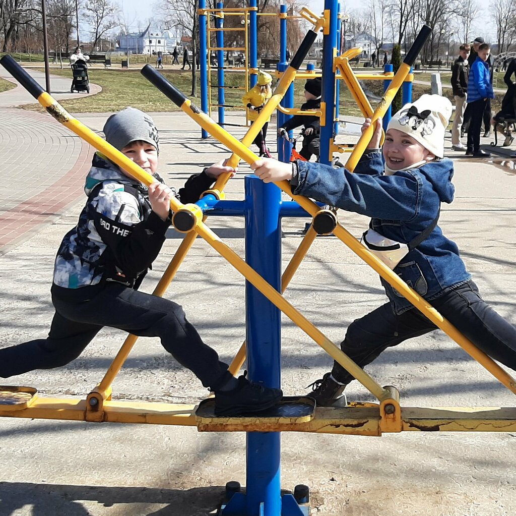 Spor alanı Уличные тренажёры, Moguilev, foto