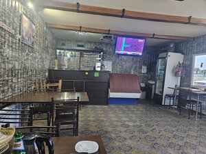 Y Volodi (Zheleznodorozhnaya ulitsa No:2/1, selo Krasnogvardeyskoye), kafe  Stavropolski krayından