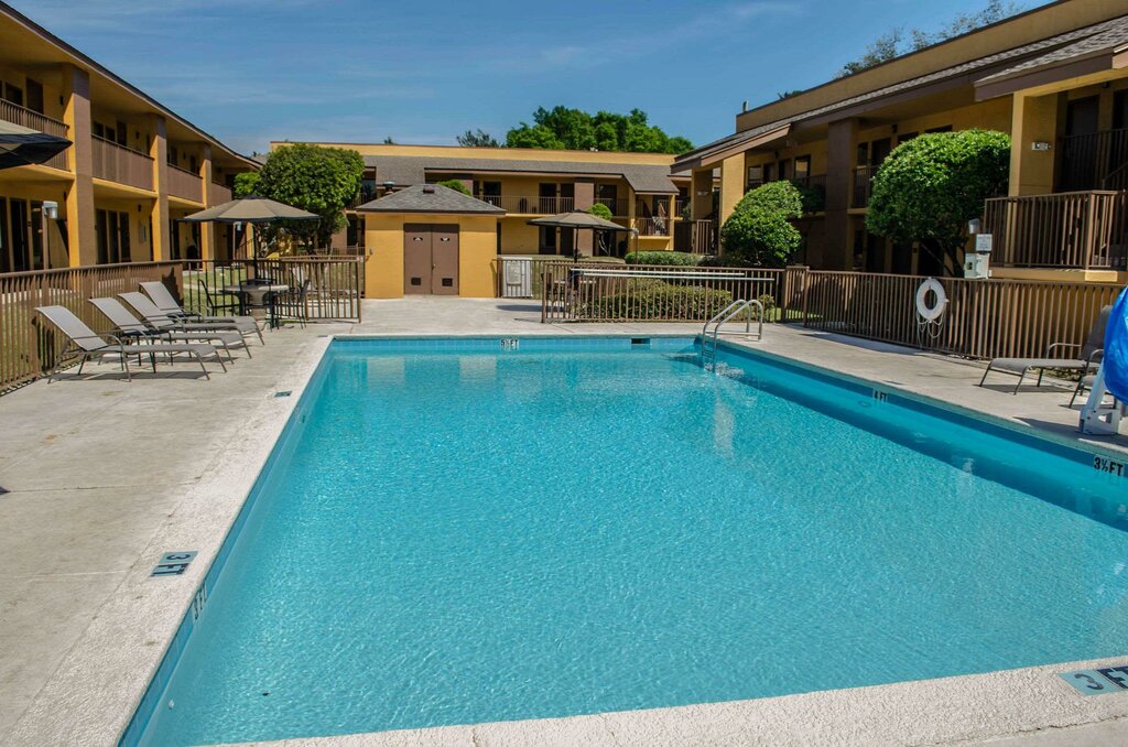 Otel Days Inn by Wyndham Eglin Afb, Niceville, foto