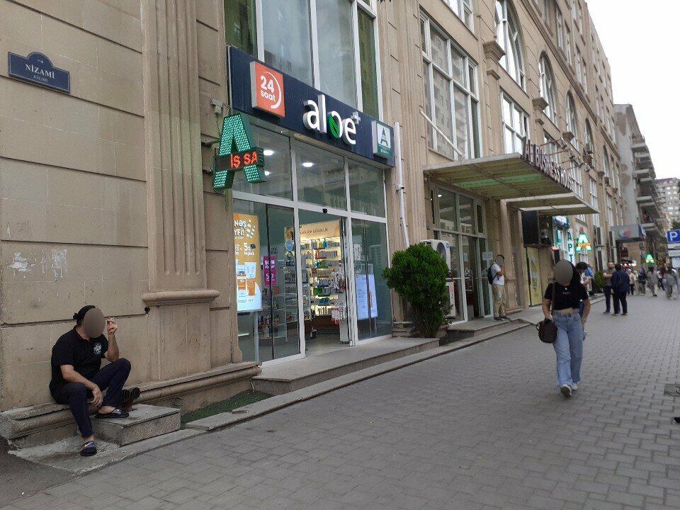 Eczaneler Aptek, Bakü, foto