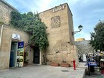 Old castle hotel (Asеf Zeynalli Street No:4), otel  Bakü'den