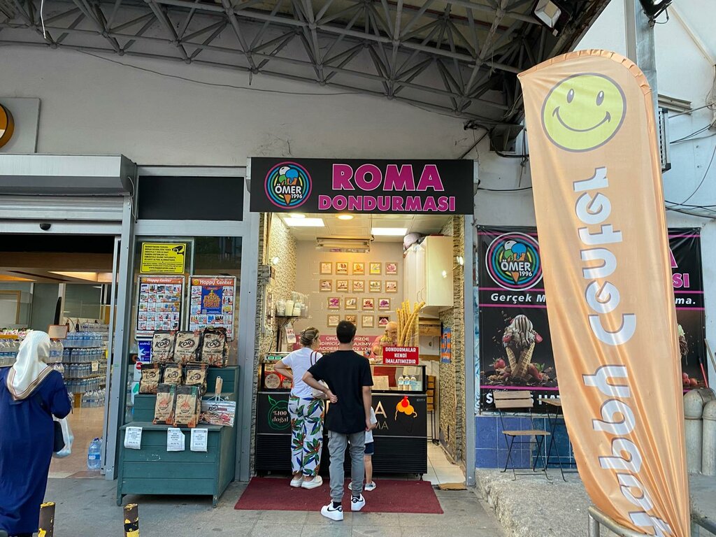 Dondurmacılar Ömer Roma Dondurma, İstanbul, foto