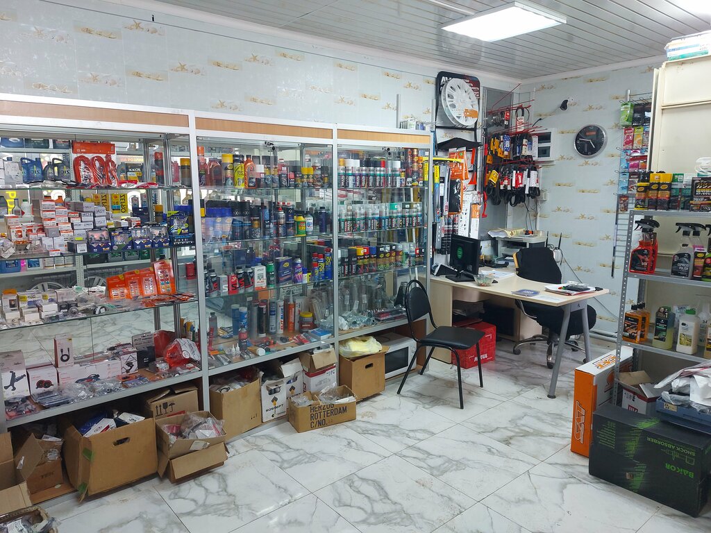 Otomobil yedek parçaları Pervaya Detal, Belooziorski, foto