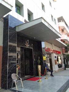Hotel Avenida (Luanda, Rua Cerqueira de Lukoki), otel  Loanda'dan