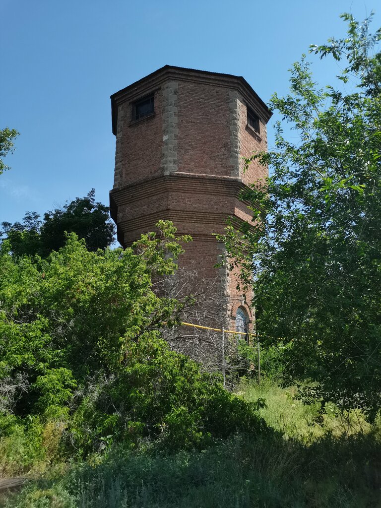Mühendislik altyapısı Водонапорная башня, Orenburgskaya oblastı, foto