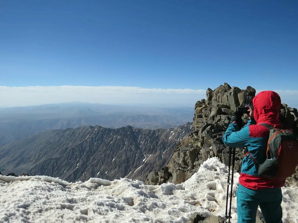 Dağ zirvesi Jebel Toubkal 4165 meters, Dünya, foto