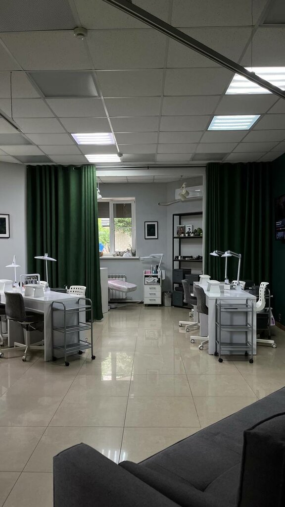 Manikür-pedikür Maui, Habarovsk, foto