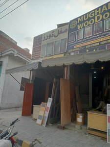 Mughal Doors (Province of Punjab, Lahore, Multan Road), restoran  Lahor'dan