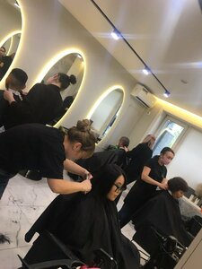 Taim (Lermontova Street No:24, Yakutsk), kuaförler  Yakutsk'tan