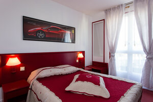 Hotel le Beffroi (Place Métézeau No:12, Dreux), otel  Dreux'den