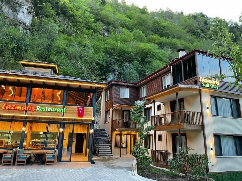 Restoran Lazmaris Otel, Çamlıhemşin, foto