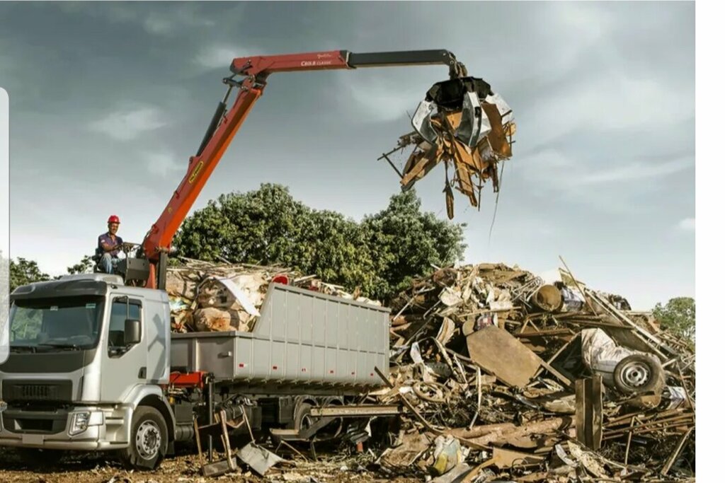 Geri dönüşüm maddeleri Priyem loma, Moskova, foto