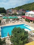 Гостиница (Chereshnevaya ulitsa No:9, selo Dederkoy), otel  Krasnodarski krayından