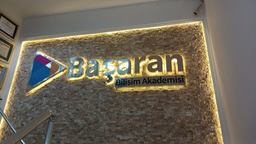 Yabancı dil kursları Başaran Bilişim Akademisi, Antalya, foto