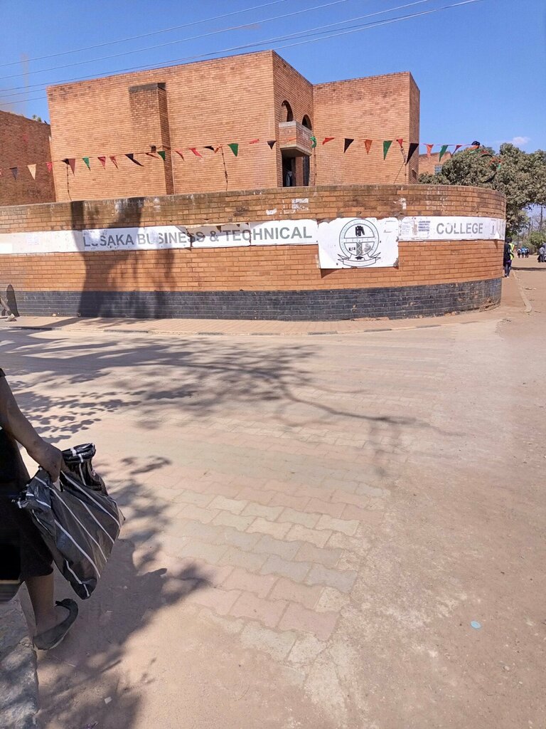 Yüksekokul Lusaka Business and Technical College, Lusaka, foto