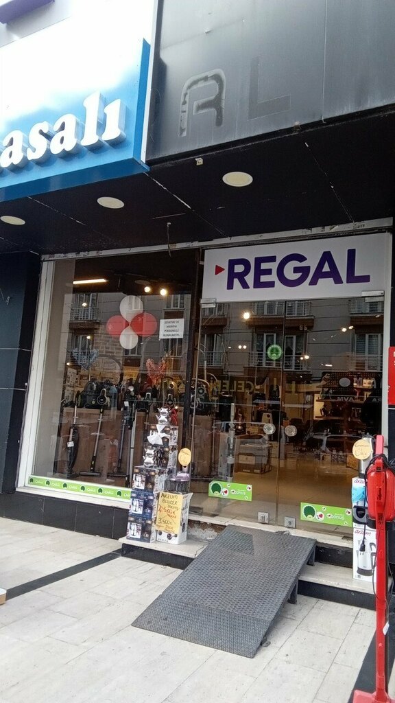 Beyaz eşya mağazaları Regal, İstanbul, foto