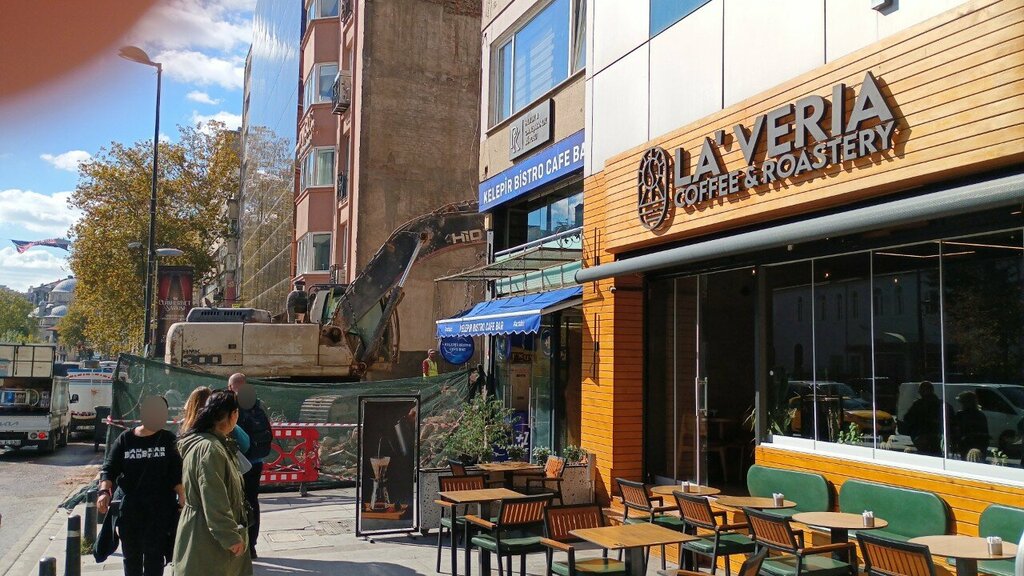 Kafe Kelepir Bistro Cafe & Bar, İstanbul, foto