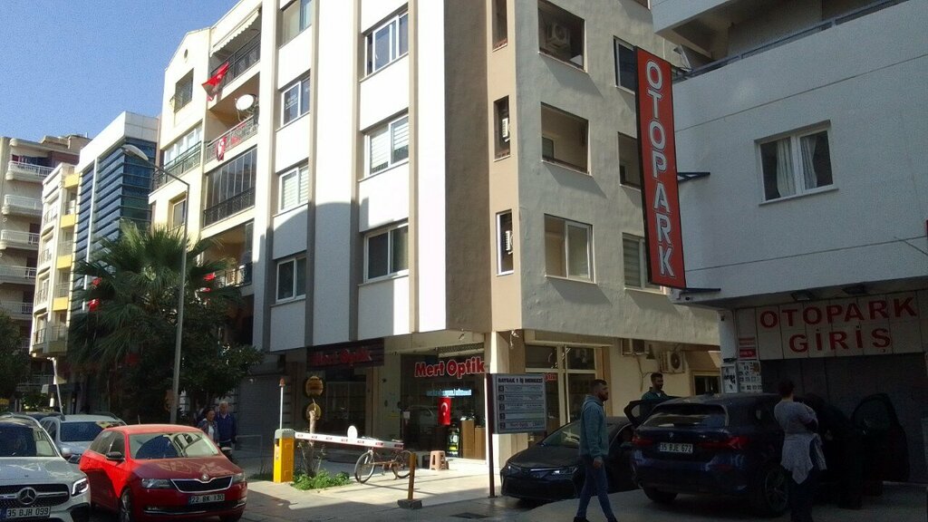 Psikiyatrist Dr. Ayşe Nuray Yıldırım, İzmir, foto