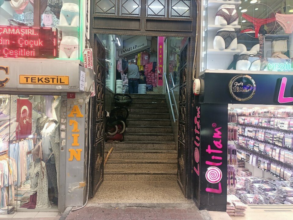 i̇ç giyim ve mayo mağazası Nazar Yıldız, İstanbul, foto