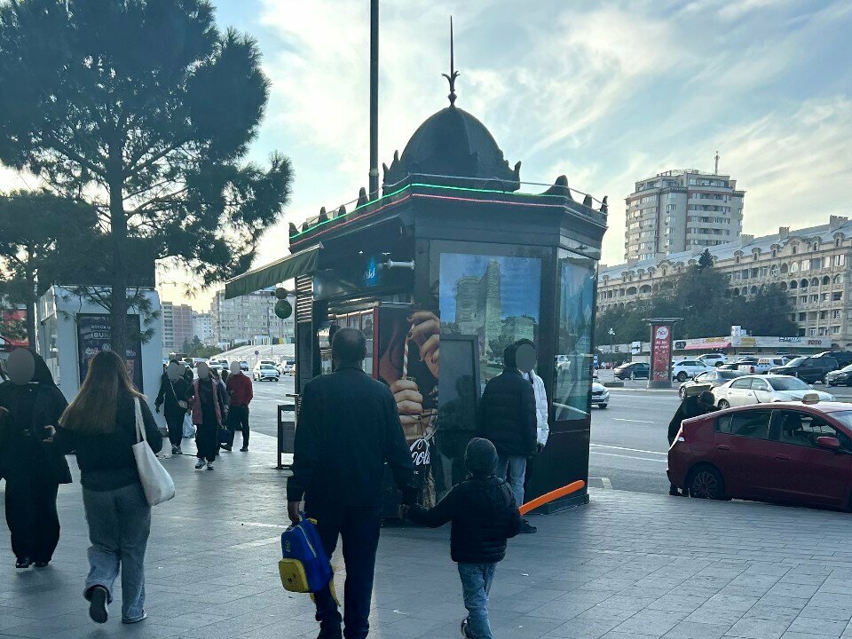 Gazete bayi Köşk, Bakü, foto