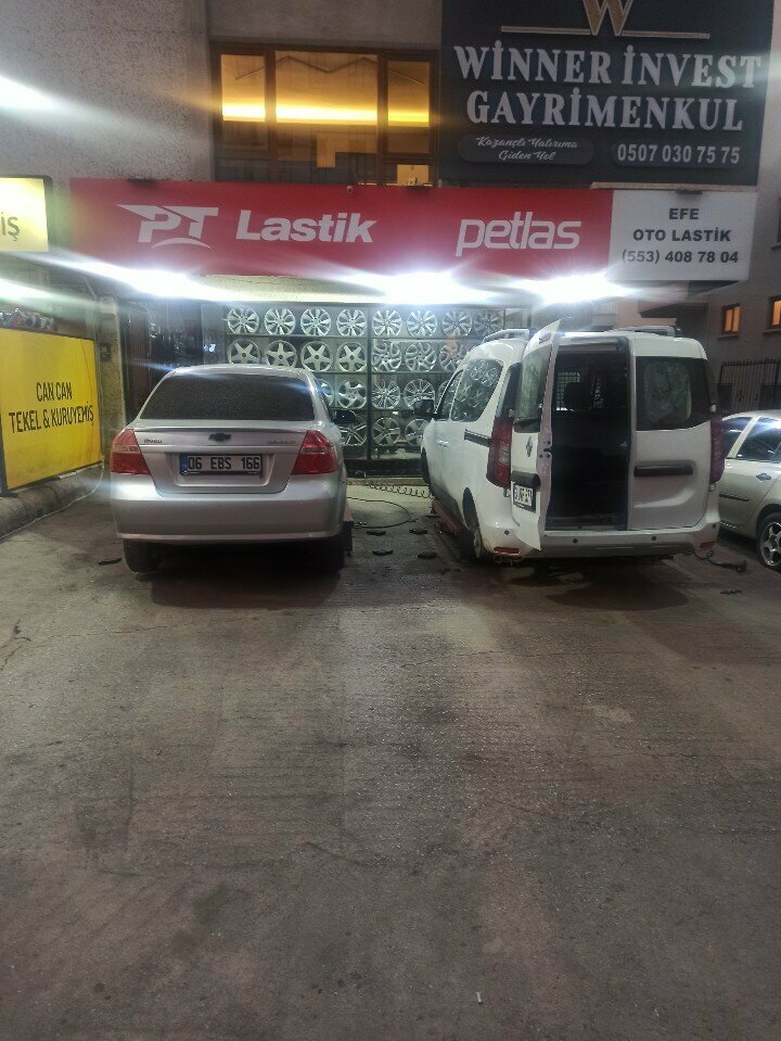Jant ve lastikçiler Petlas Oto Lastik, Ankara, foto