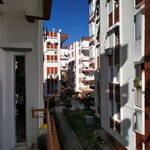 Çağlayan Sitesi (Antalya, Kepez, Varsak Karşıyaka Mah., 1518. Sok., 29), konut blokları  Antalya'dan