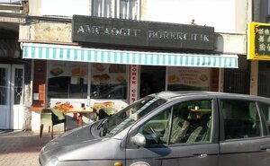 Kantin, yemekhane Amcaoğlu börek Salonu, Seferihisar, foto