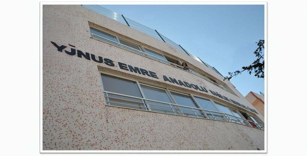 Özel okul Özel Yunus Emre Anadolu Sağlık Meslek Lisesi, İzmir, foto