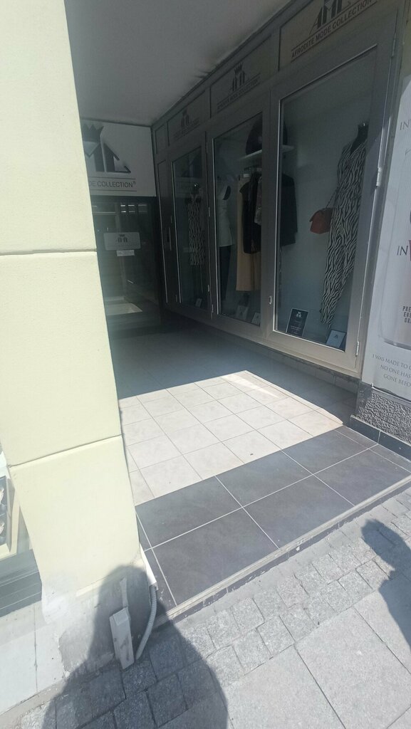 i̇ç giyim ve mayo mağazası Afrodite Mode Collection, Belgrad, foto