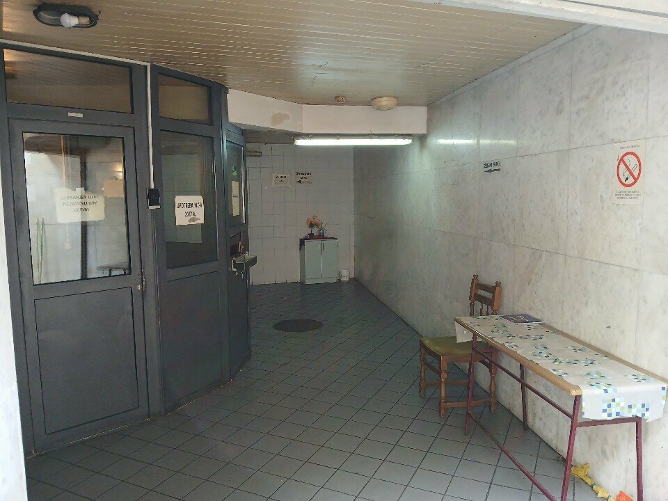 Tuvalet Public bathroom, Belgrad, foto