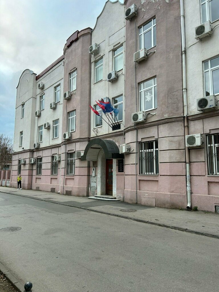 Devlet kurumları ve bakanlıklar Градска управа за Урбанизам и Грађевинске Послове, Novi Sad, foto