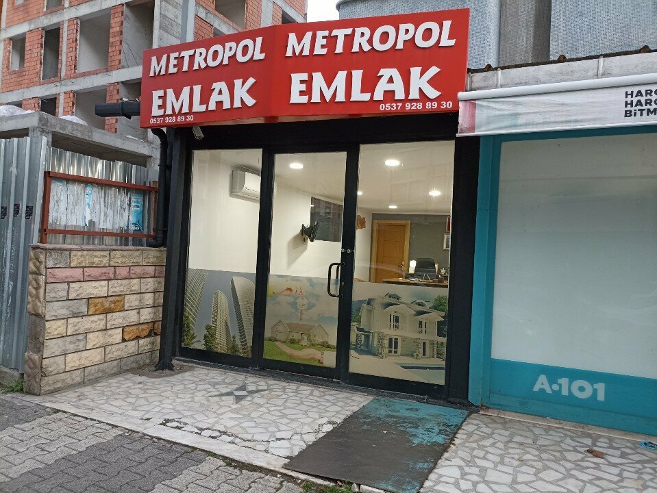 Emlak ofisi Metropol Emlak, İstanbul, foto