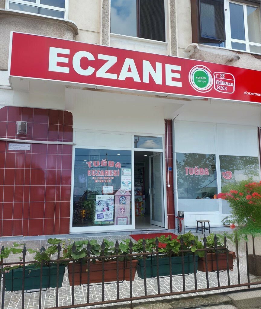Eczaneler Tuğba Eczanesi, Akçaabat, foto