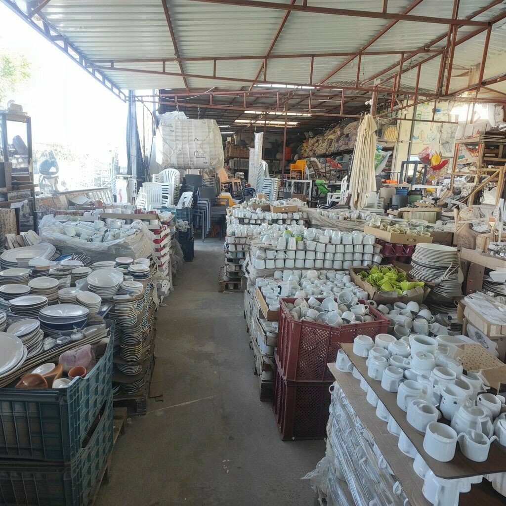 Büyük mağazalar Şenpazar, Edremit, foto