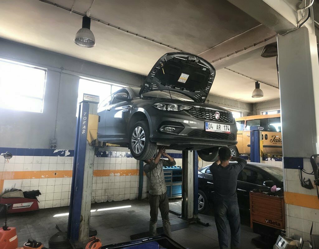 Otomobil servisi Özel Fiat Servis Sinan ve Ercan Sandıkçı, Ağrı, foto