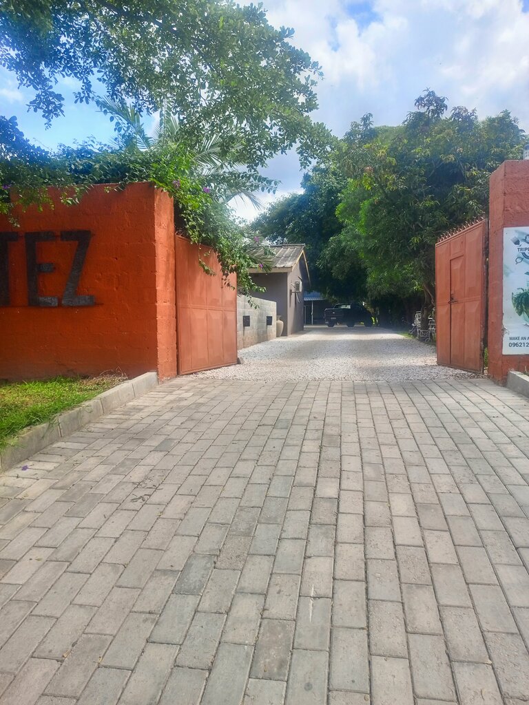 Berberler Triple Teez Salon and Barbershop, Lusaka, foto