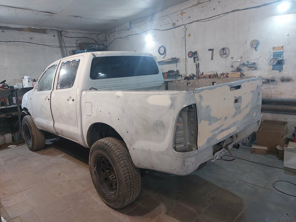 Araba boyama Garage 196, Yekaterinburg, foto