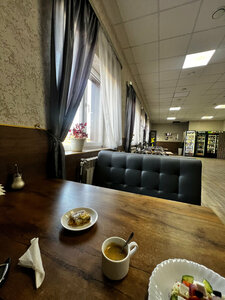 Росинка (Kirov Region, Kotelnichskoye selskoye poseleniye, derevnya Bogomolovy), kafe  Kirovskaya oblastından