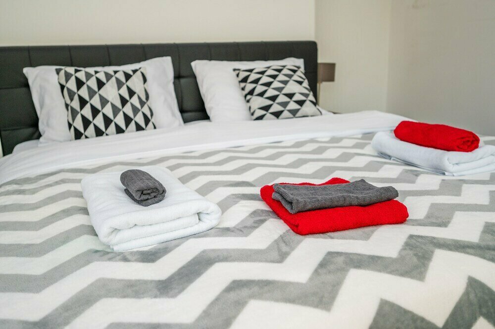 Otel Luxury Apartment in Beautiful Neighborhood, Saraybosna, foto
