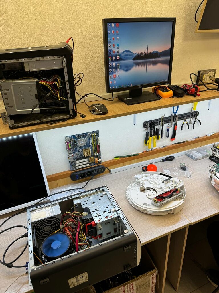 Telefon tamir servisi Vse Pochinu, Izhevsk, foto