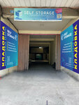 Self Storage World (Bali, Denpasar, Jl. Cargo Permai), emanet  Denpasar'dan