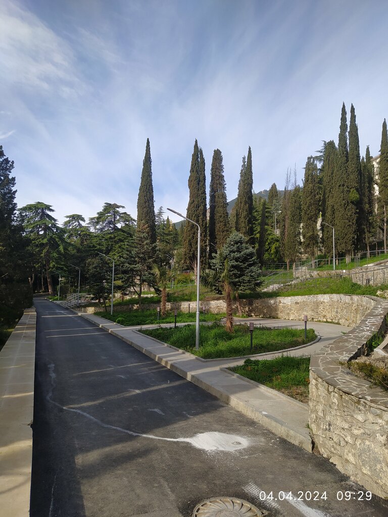 Kültür ve eğlence parkları Парк-памятник садово-паркового искусства регионального значения Республики Крым Кипарисный, Kırım Cumhuriyeti, foto