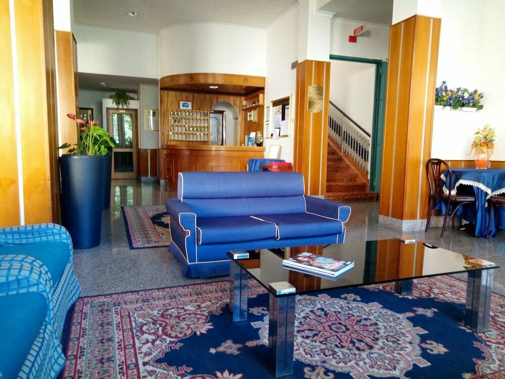 Otel Hotel Fleming, Fiuggi, foto