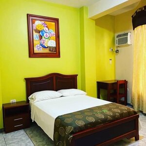D’ Ruiz Hotel (Los Ríos, Quevedo), otel