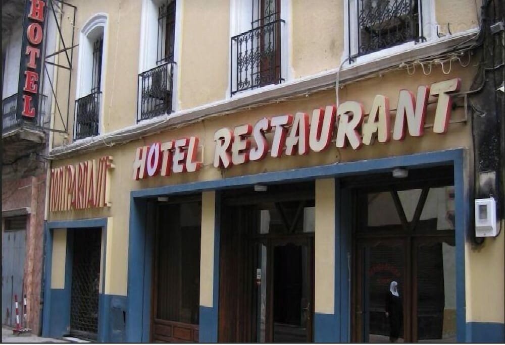 Otel Hotel Montparnasse, Oran, foto