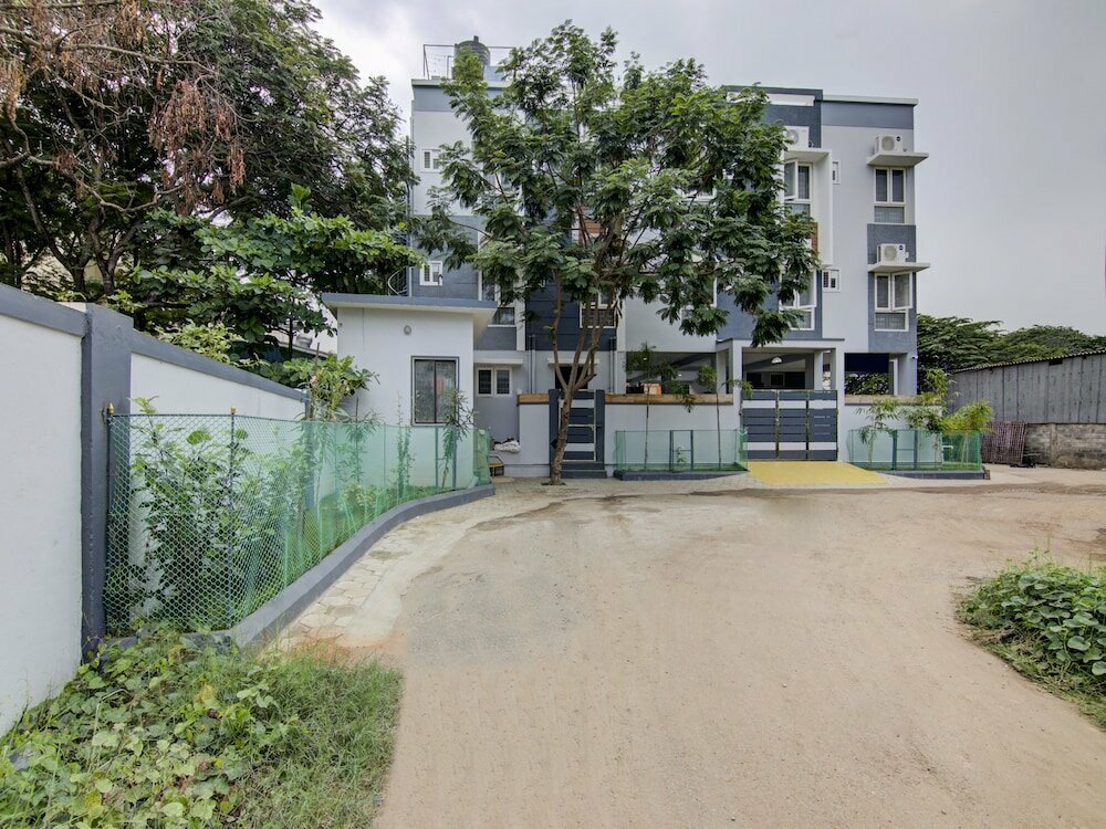 Otel Oyo 24147 Royal Stay, Koyamutthur, foto