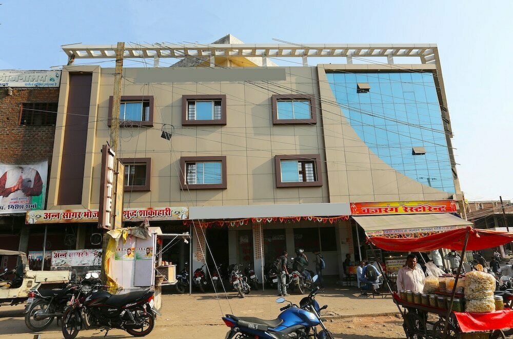 Otel Oyo 22665 Hotel Dev Shree, Bhopal, foto