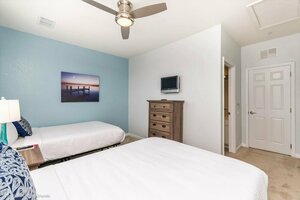 Vacation Vista (Florida, Orange County, Orlando, Sea Breeze Drive), otel  Orlando'dan