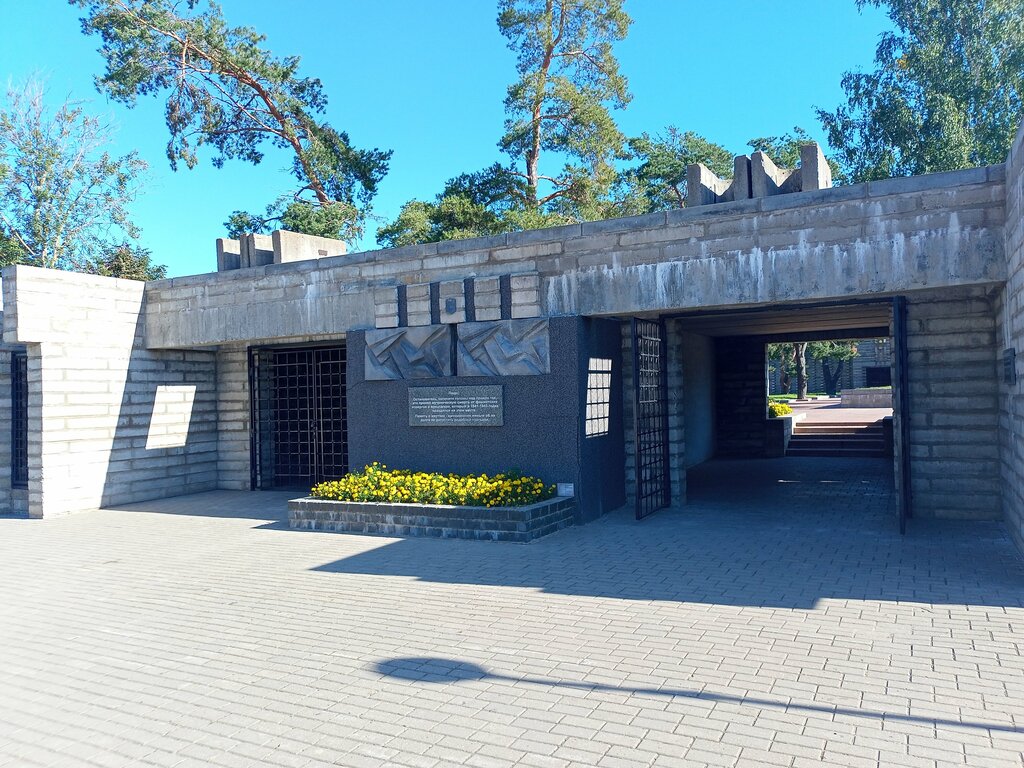 Anıt, heykel Луполовский лагерь смерти, Moguilev, foto